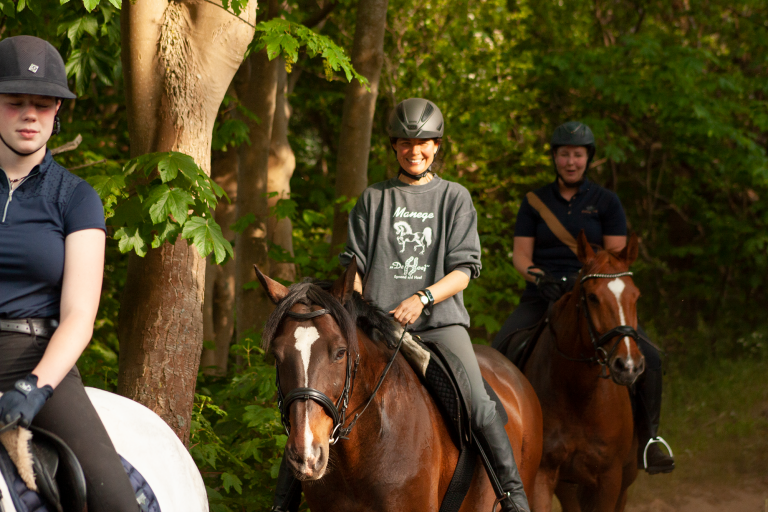 Paardrijden bij Manege de Hoef - Manege de Hoef